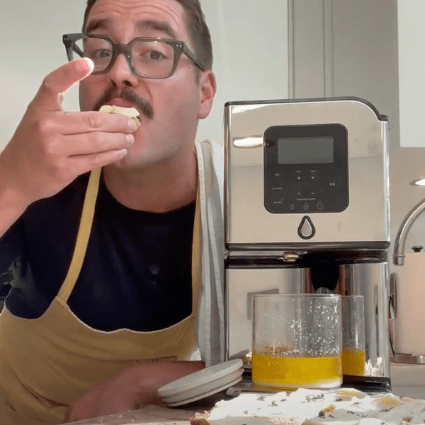 LĒVO Lux: Premium Infusion Machine for Perfect Results - LEVO Oil ...